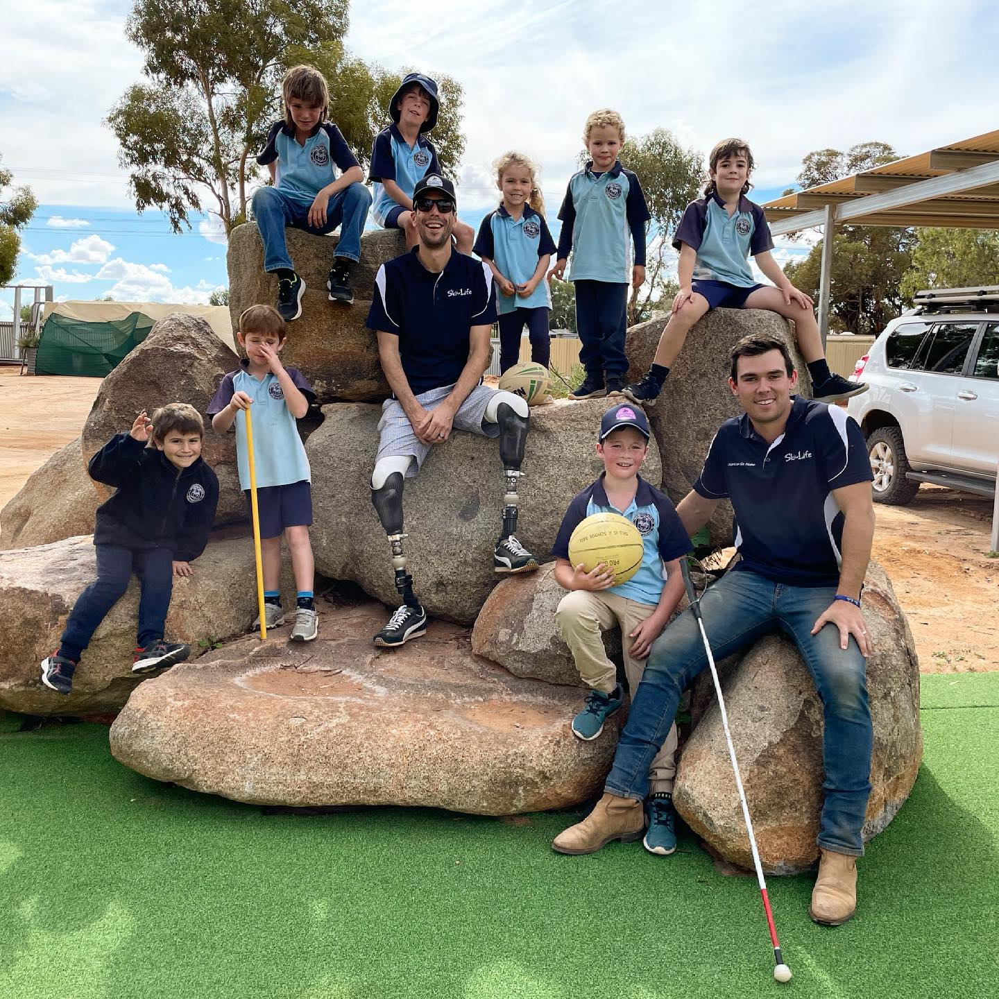 'Legless and Blind' mates’ battle with adversity inspires students ...