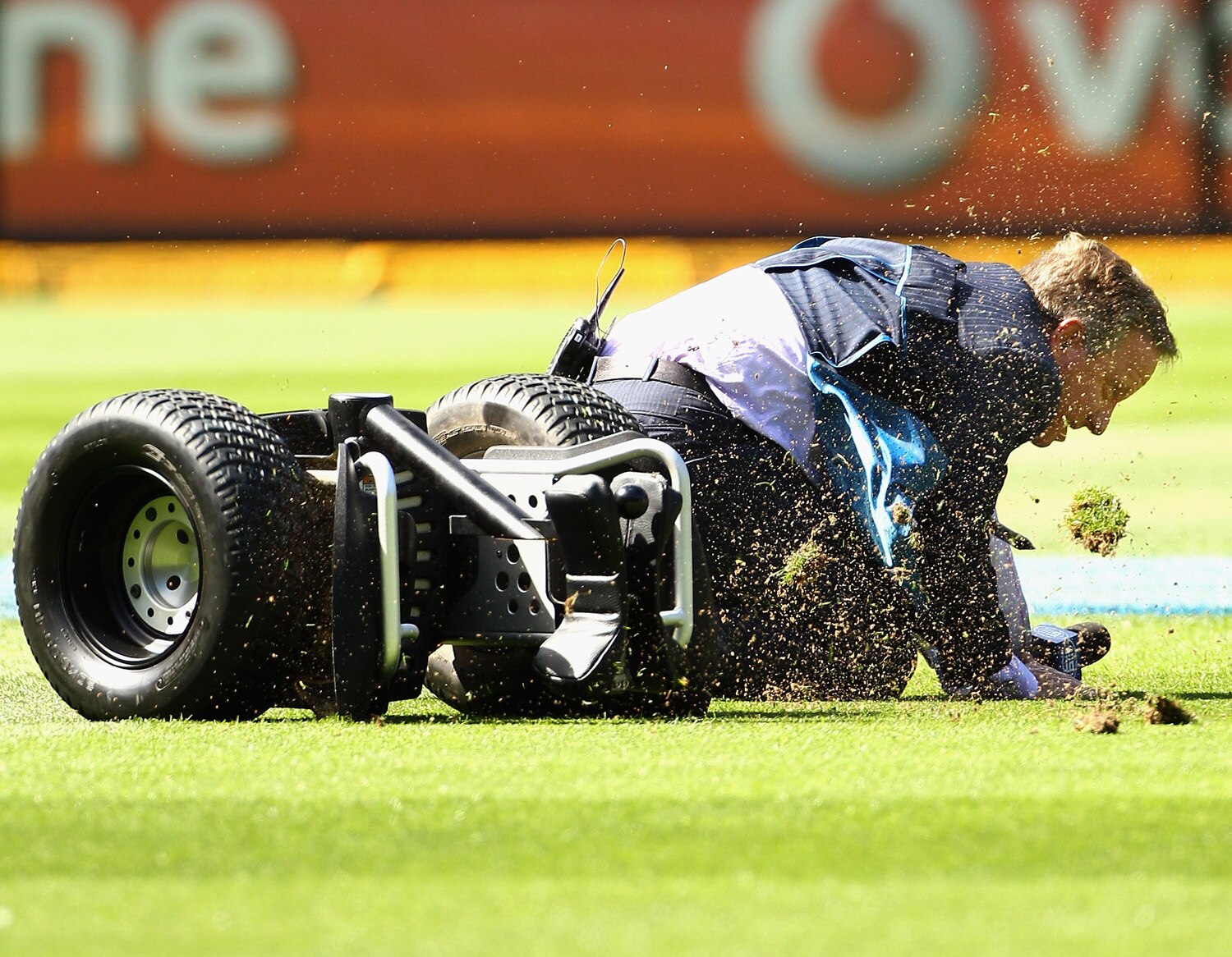 Healy bowled over by Segway - ABC News