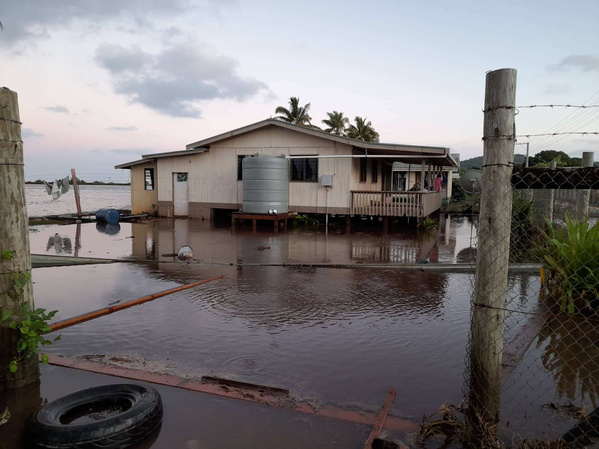 King tides and coastal swells cause powerful flooding in Fiji - ABC Pacific
