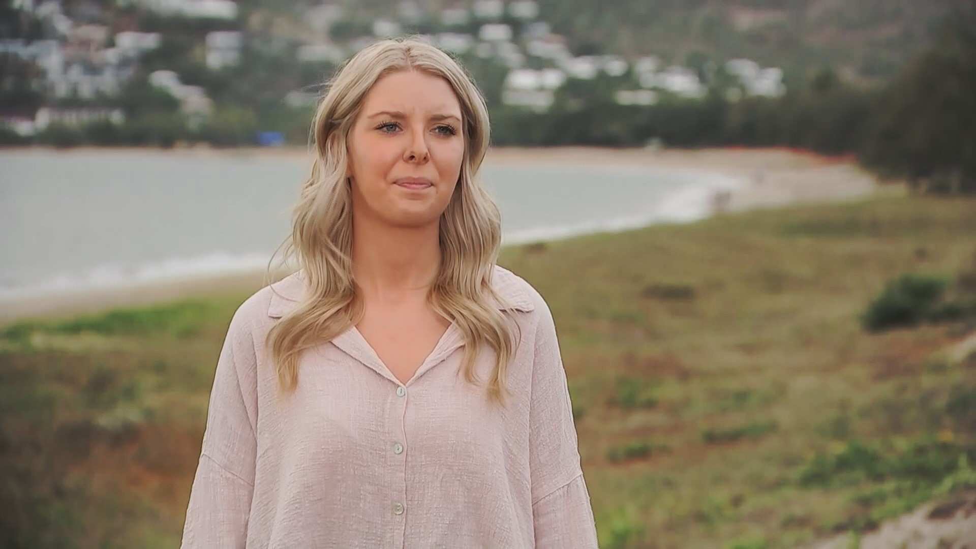 Raena describes her experiences on the farm - ABC News