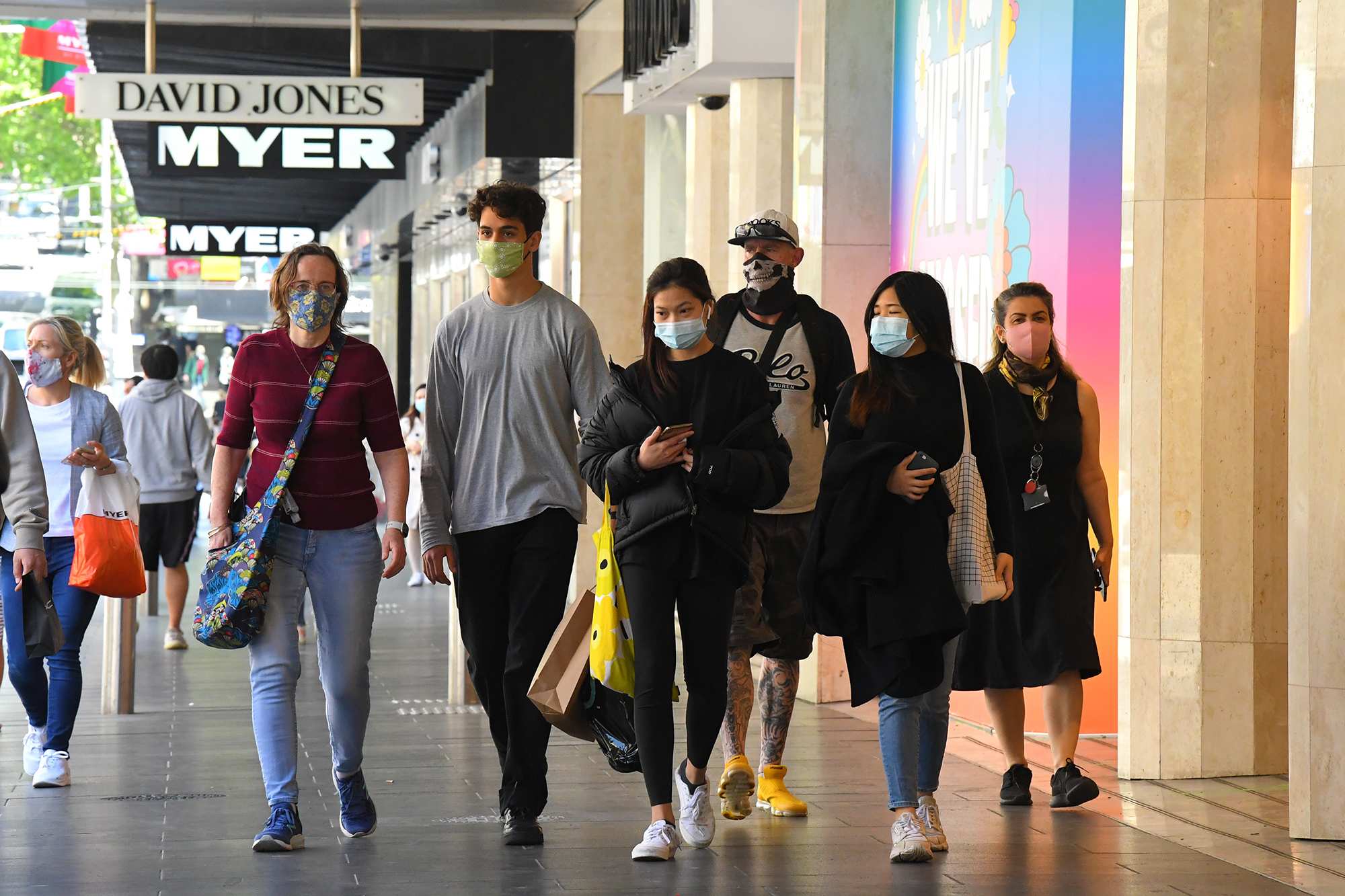 Melbourne CBD bounces back after lockdown lifted, pedestrian data shows ...