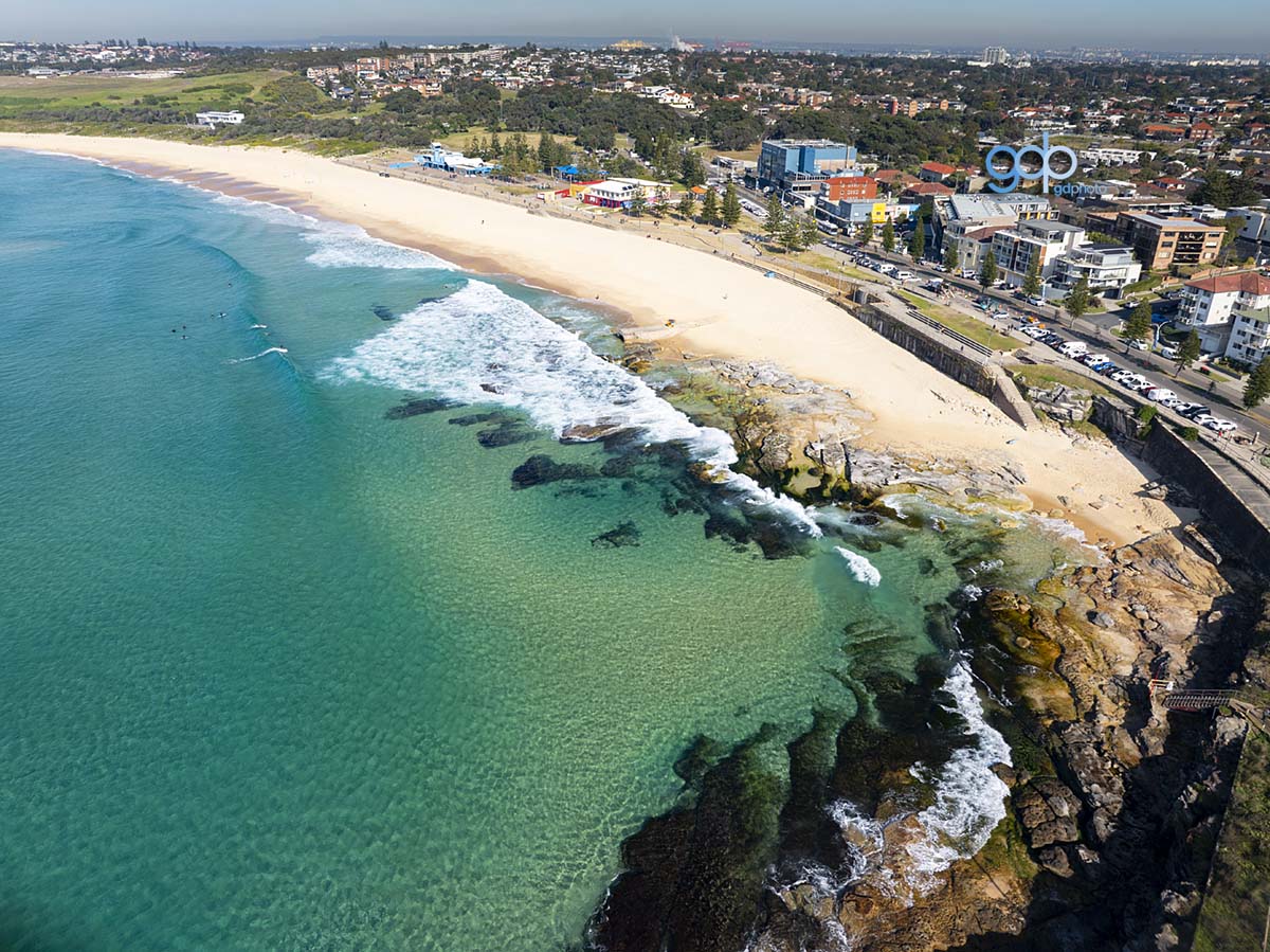 Sydney's Maroubra Beach reveals rocky cove after big swells - ABC News
