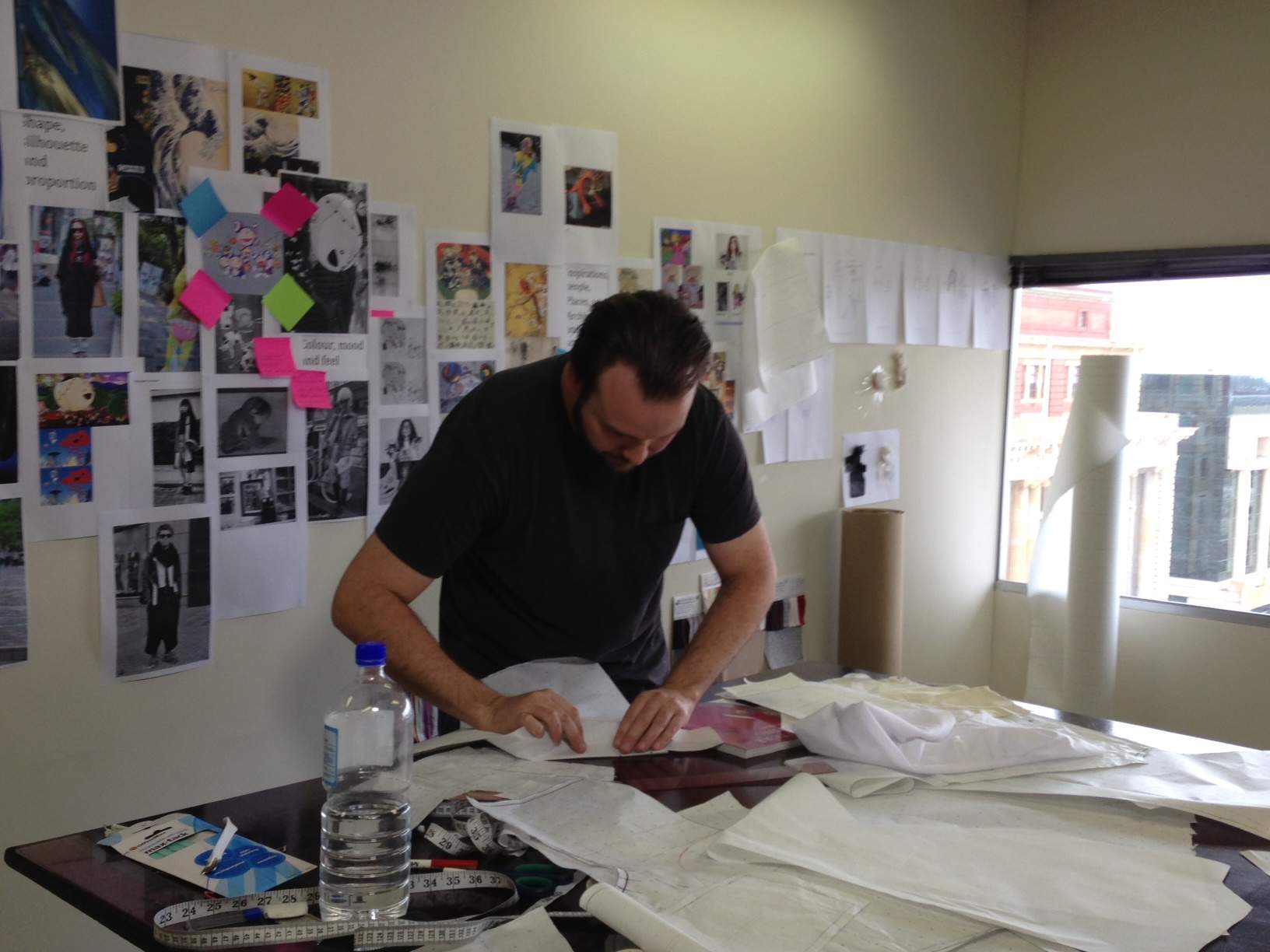 WA fashion designers struggle due to high manufacturing costs - ABC News