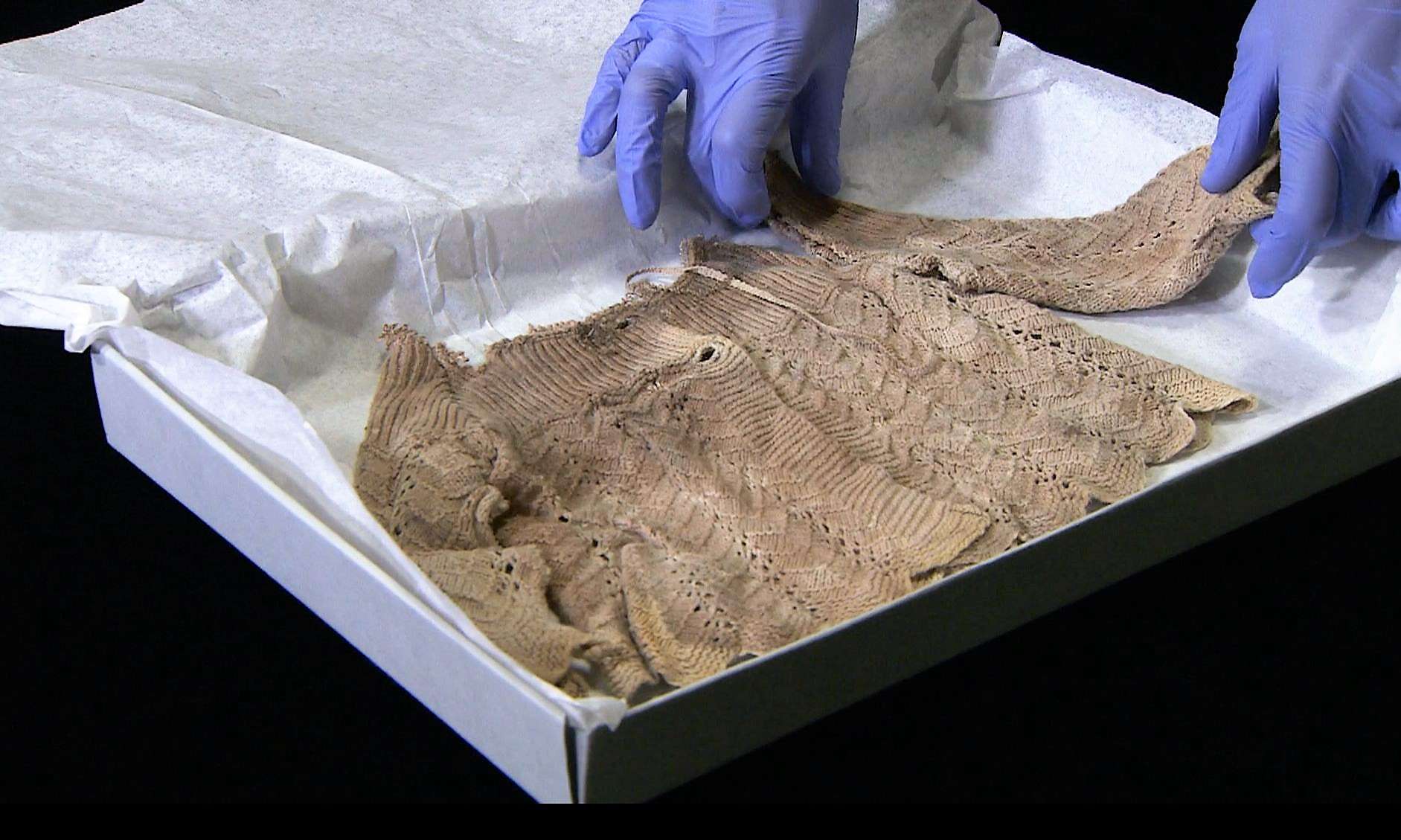 Car at the centre of Azaria Chamberlain case goes on display at ...