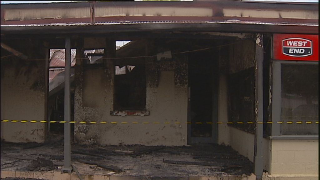 Town loses its hotel to fire - ABC News