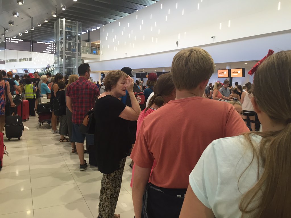 Separated by Covid borders for over a year - ABC listen