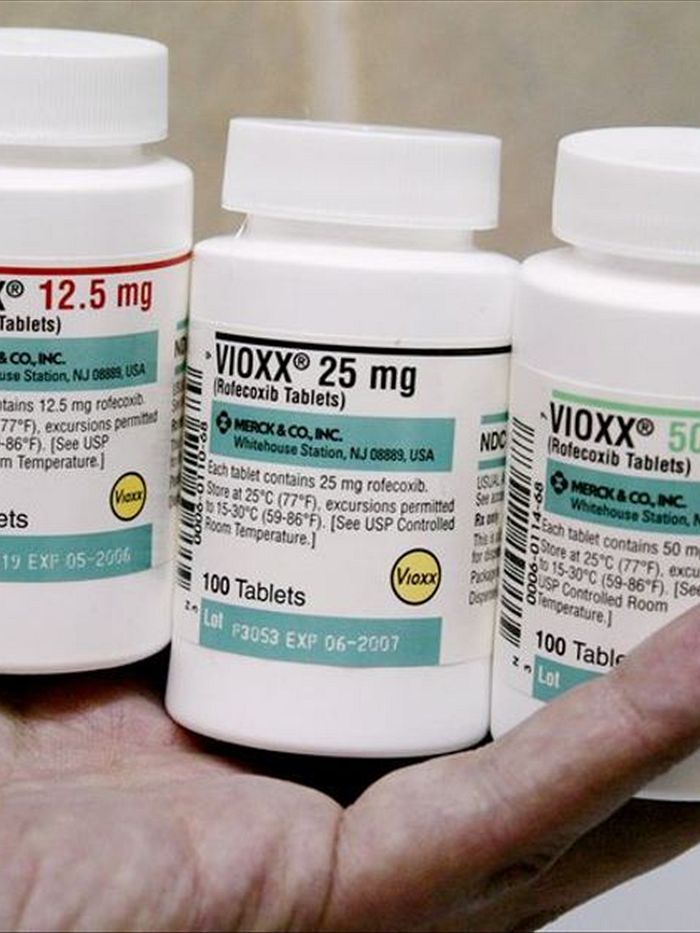 Court overturns landmark Vioxx decision - ABC listen