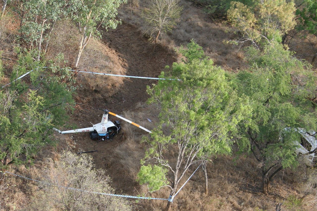 Crashed mustering chopper was out of fuel: ATSB - ABC News