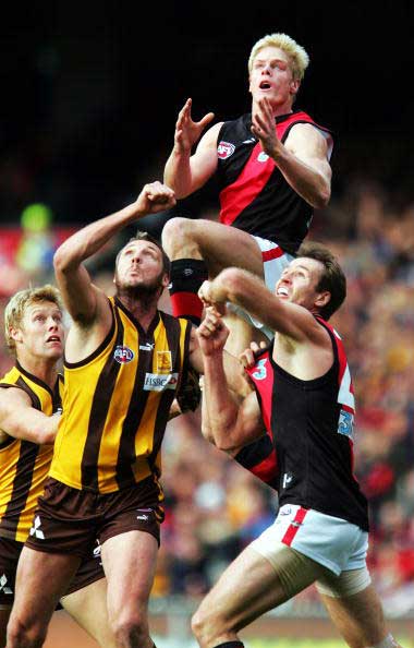 Bombers regain McPhee - ABC News