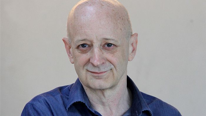 Comedian Paul Livingston uncovers his father's war - ABC Radio