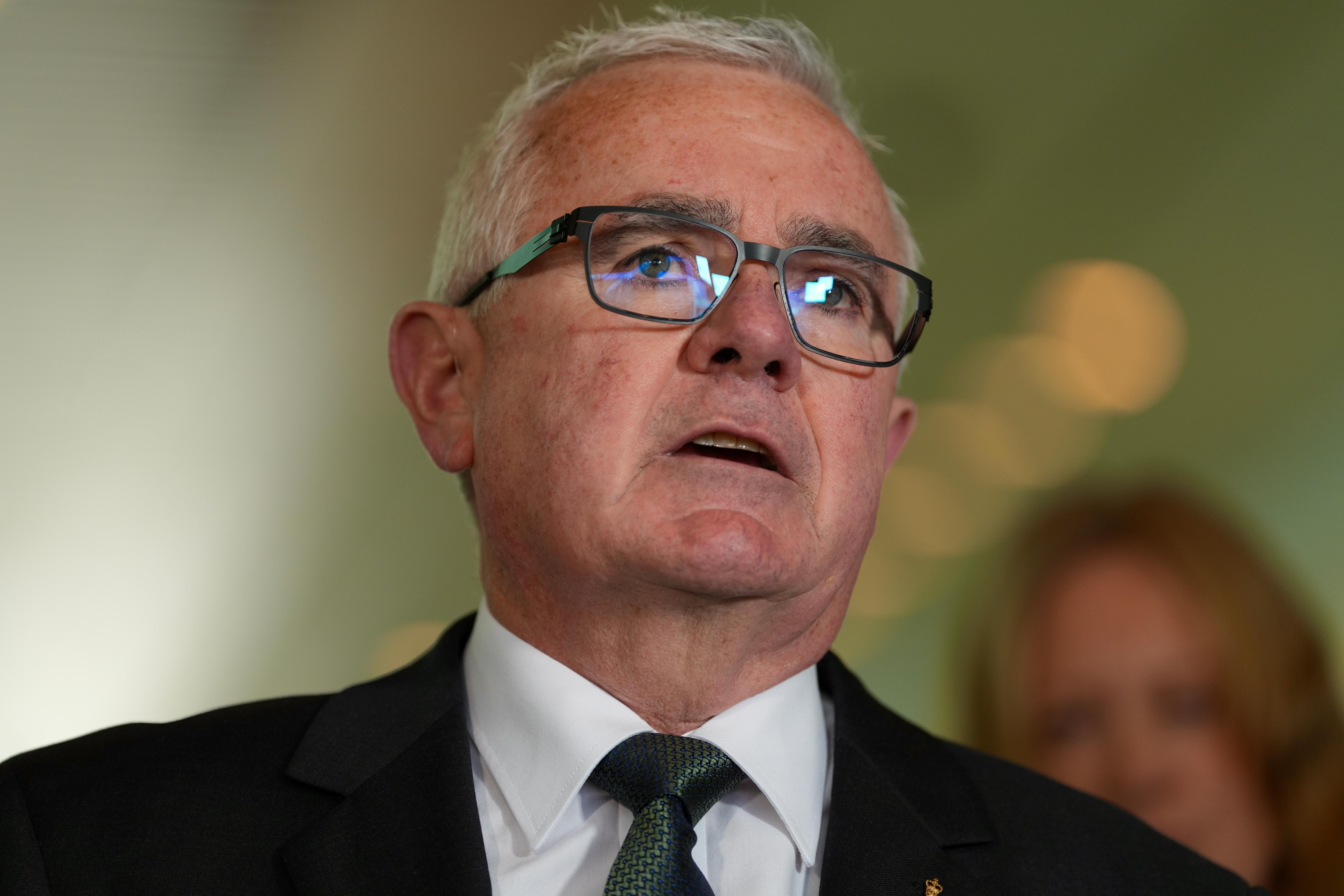 'Consenso amplo e tácito': deputados trabalhistas silenciosos querem ...