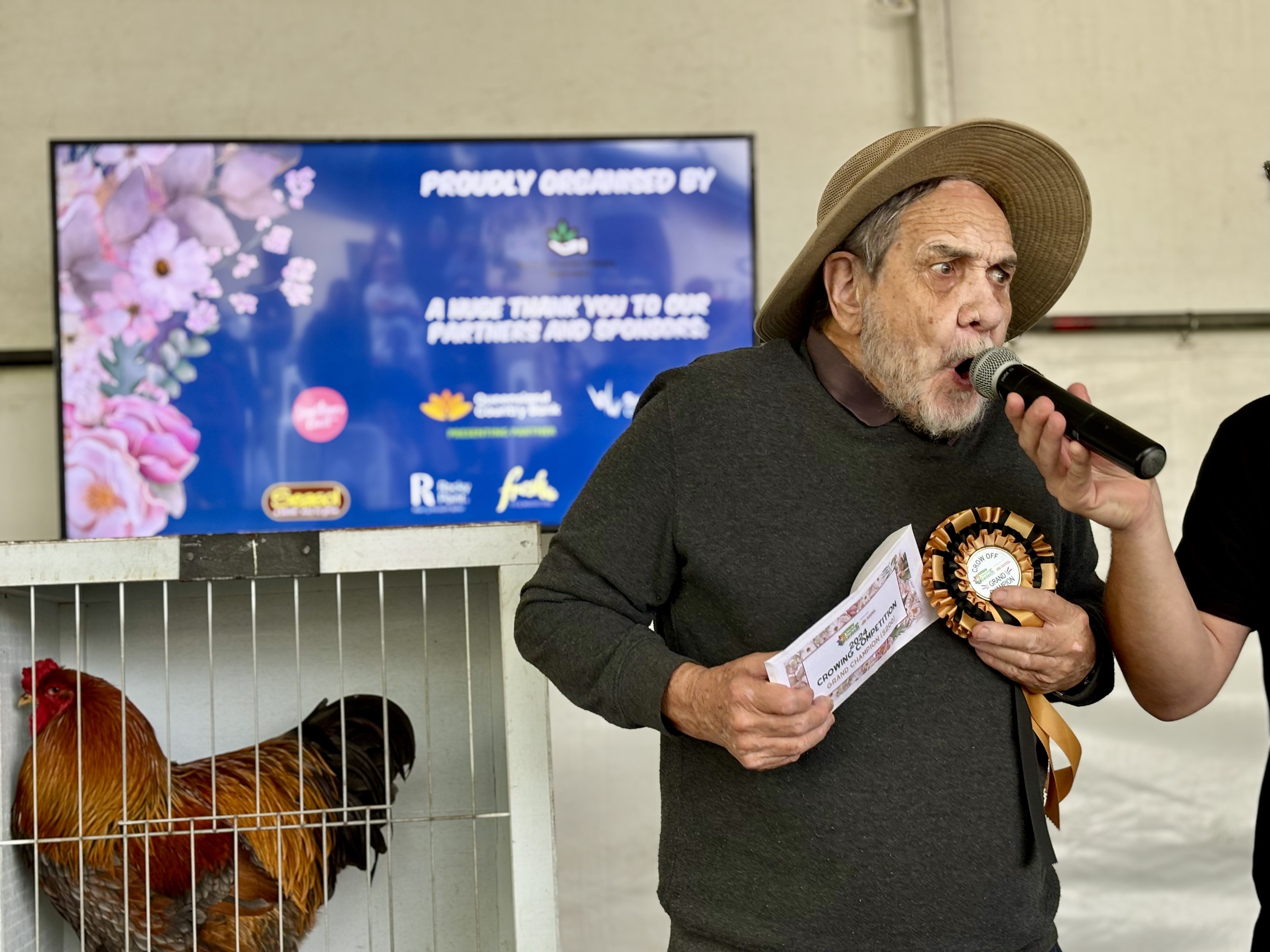 Rooster crowing competition draws crowd at Queensland Garden Expo in ...