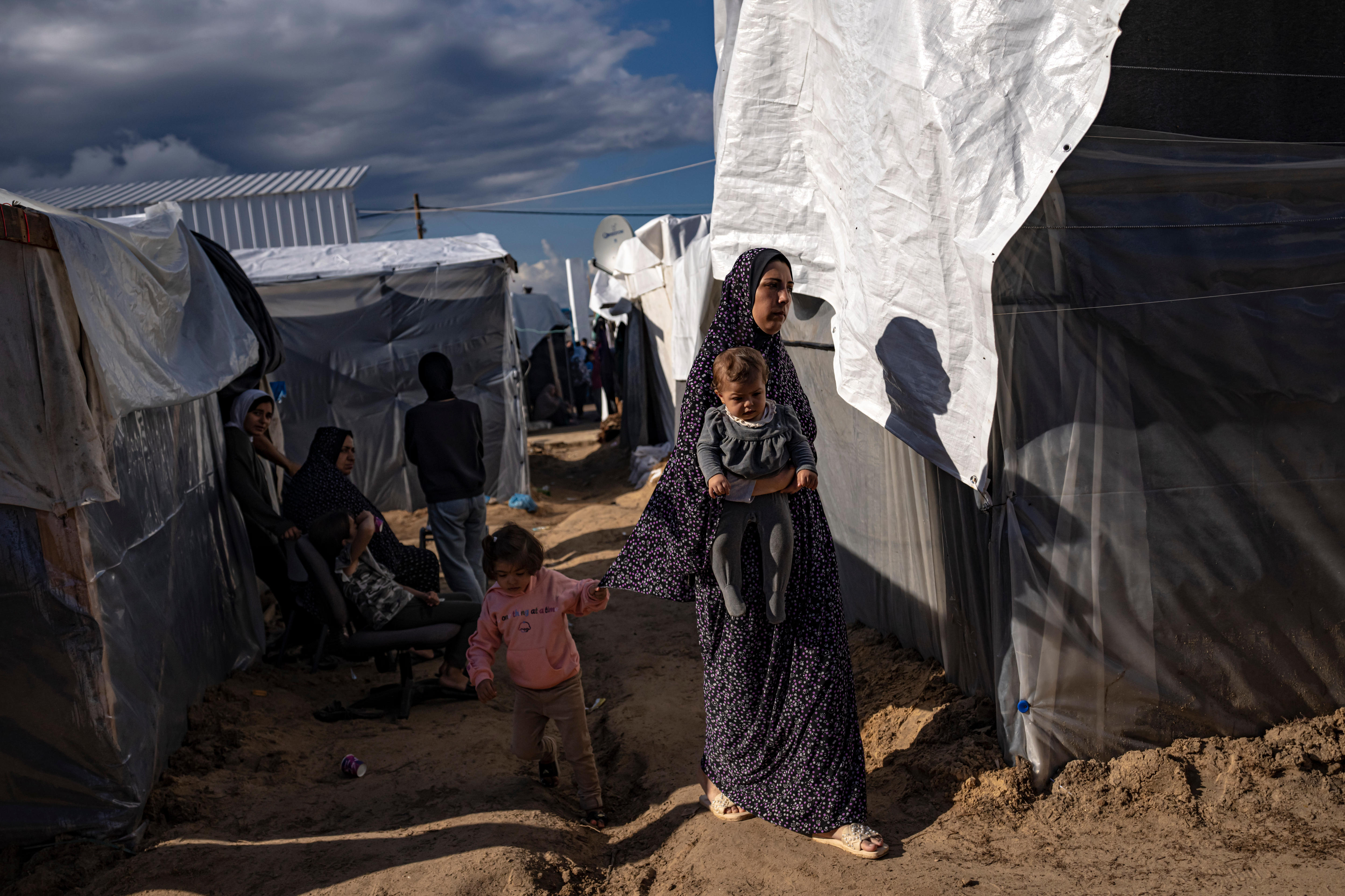 Israel-Gaza: Israeli Army claims it has taken 'operational control' of ...