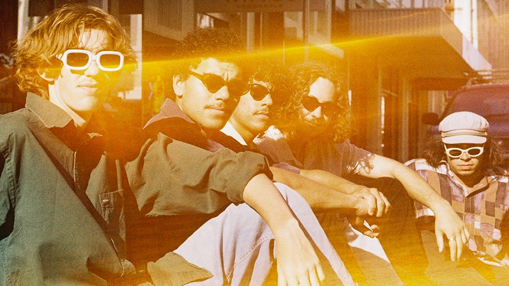 South Summit dodge the sidelines for a national November tour - triple j