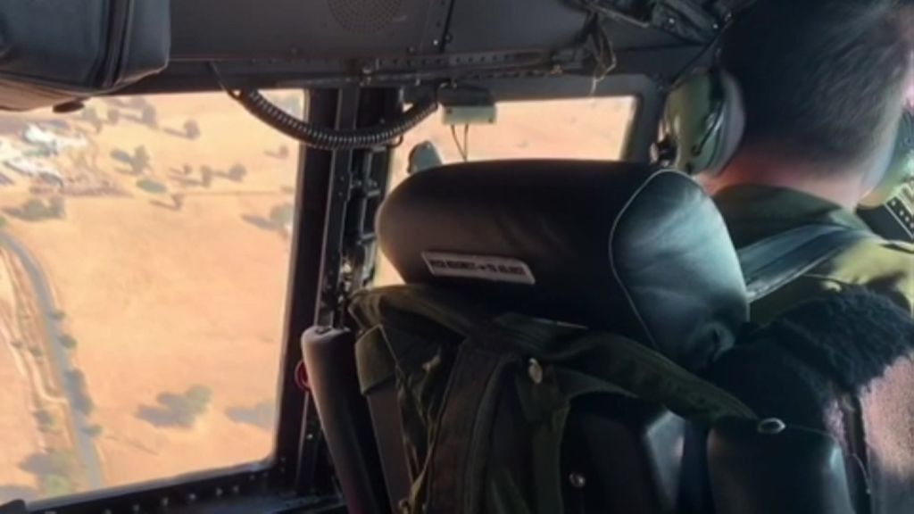 RAAF brings in tradies to fire-hit Corryong - ABC News