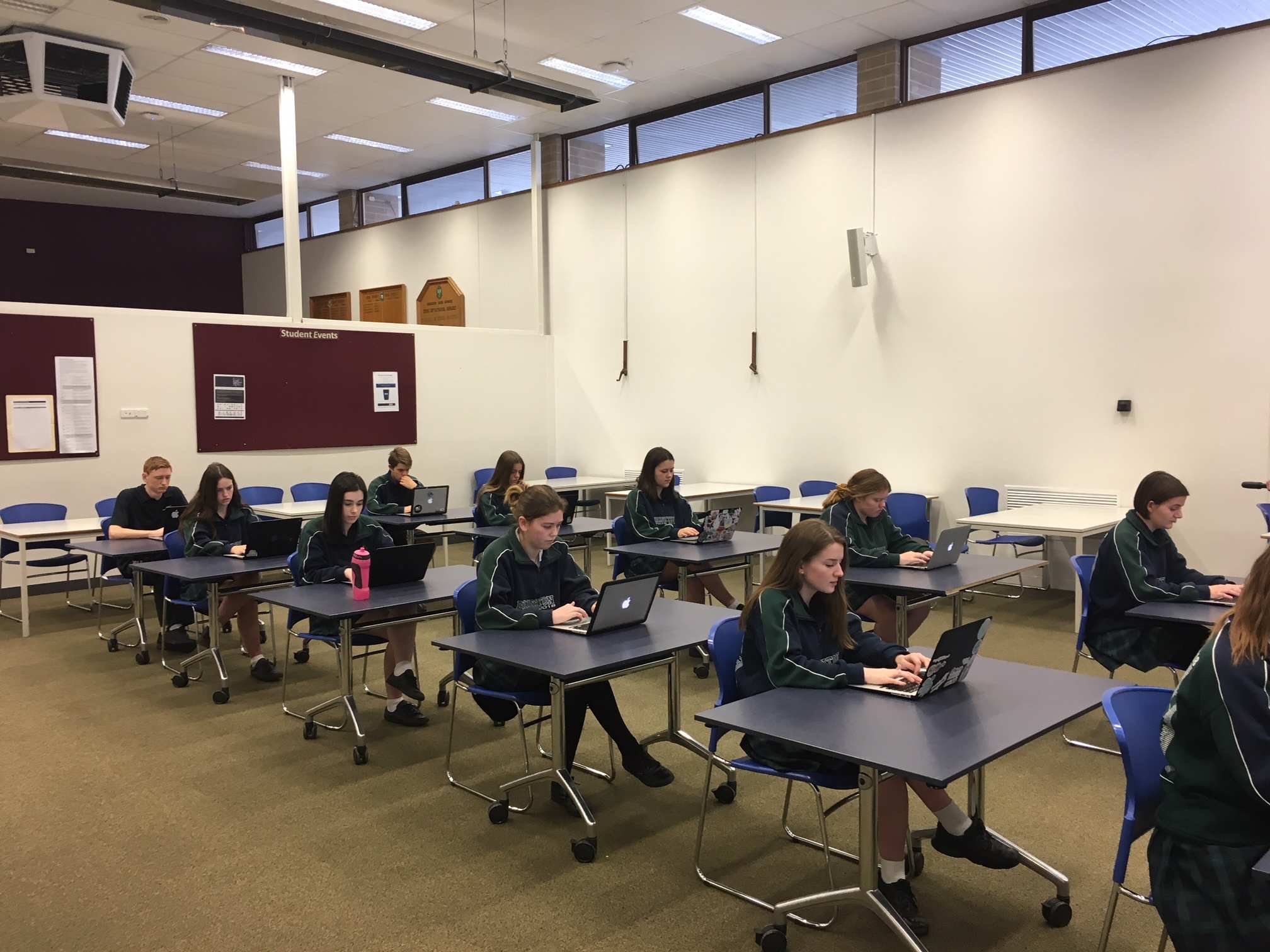 NT students amongst first to test electronic Year 12 exams - ABC listen