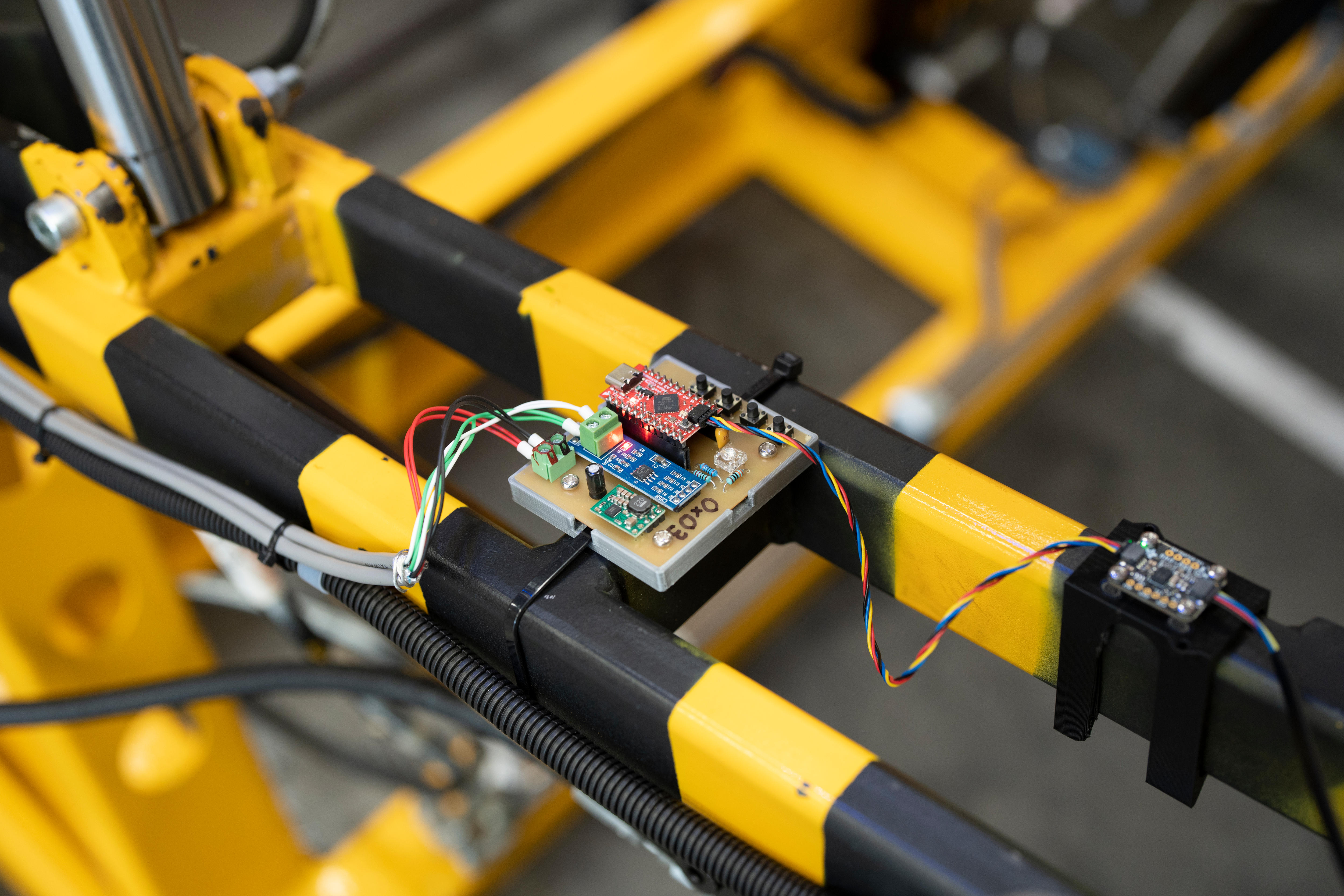 Robotic radio tower has potential to revolutionise…