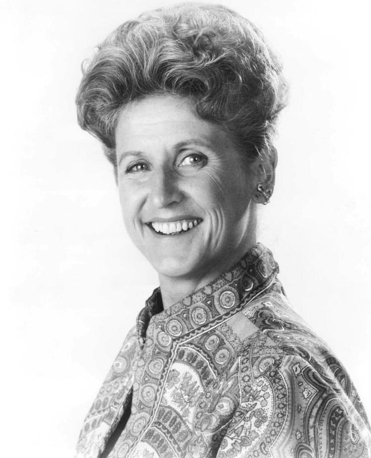 Brady Bunch actor Ann B Davis dies aged 88 - ABC News