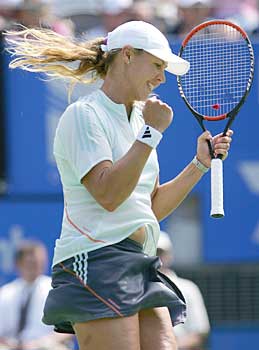 Molik wins all-Aussie battle for Sydney crown - ABC News