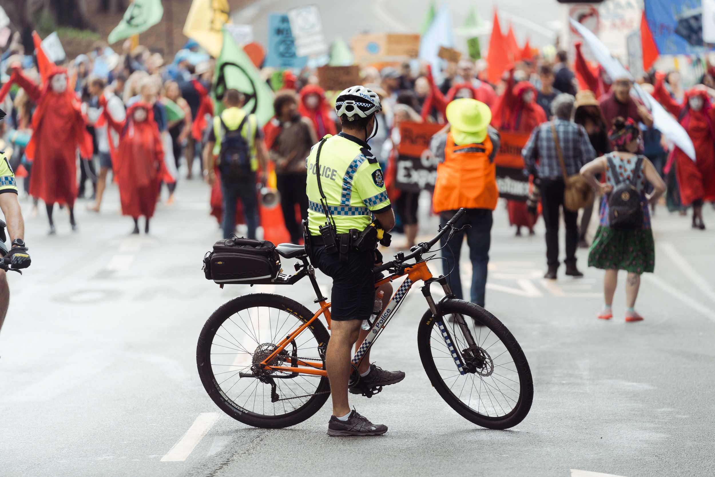 Extinction Rebellion protesters take to Perth CBD, blocking St George's ...