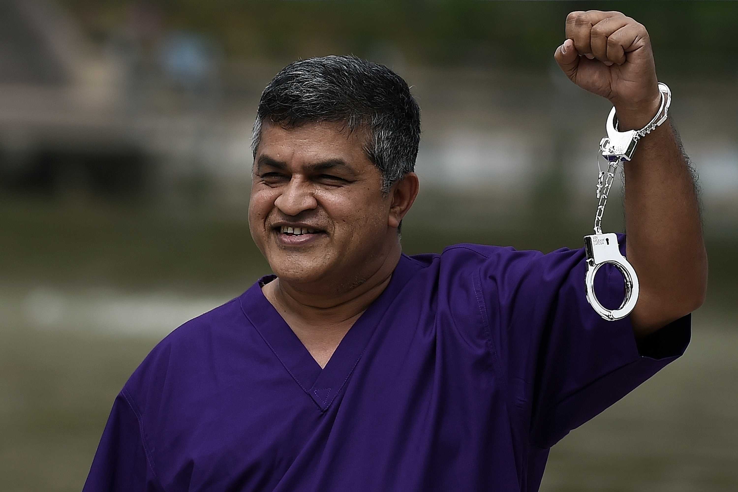 Malaysian political cartoonist Zunar ready to face multiple Sedition ...