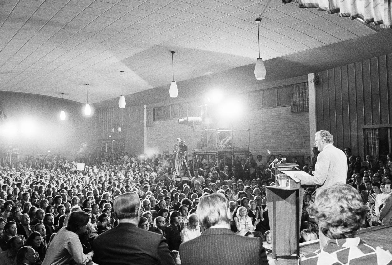 Gough Whitlam: Watch video moments from the former prime minister's ...