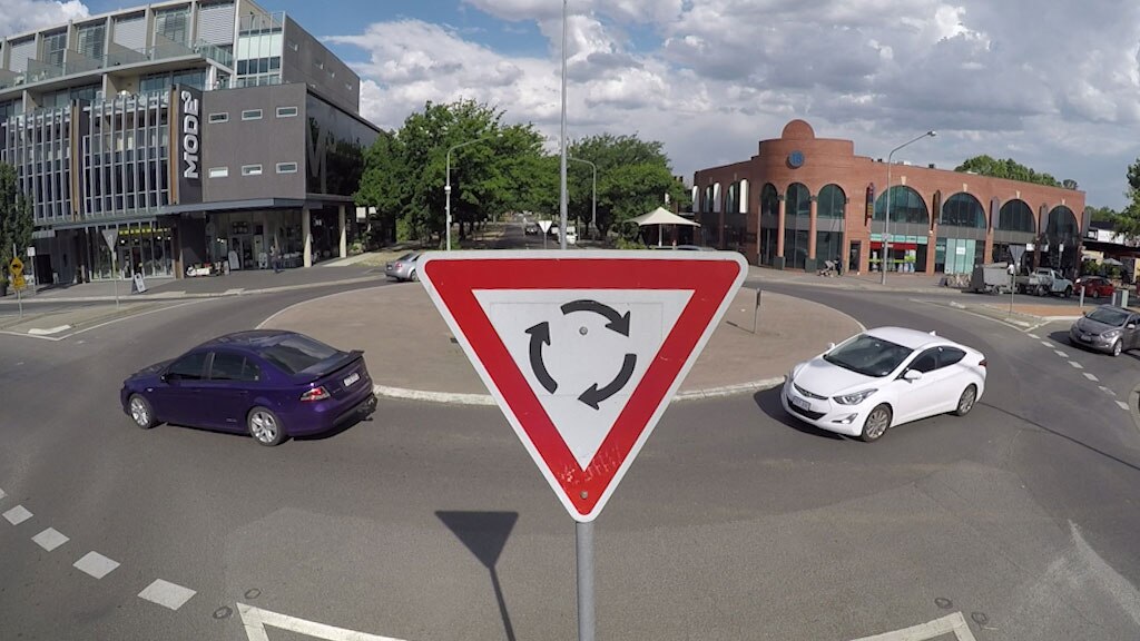 Is Canberra the roundabout capital of Australia? - ABC News