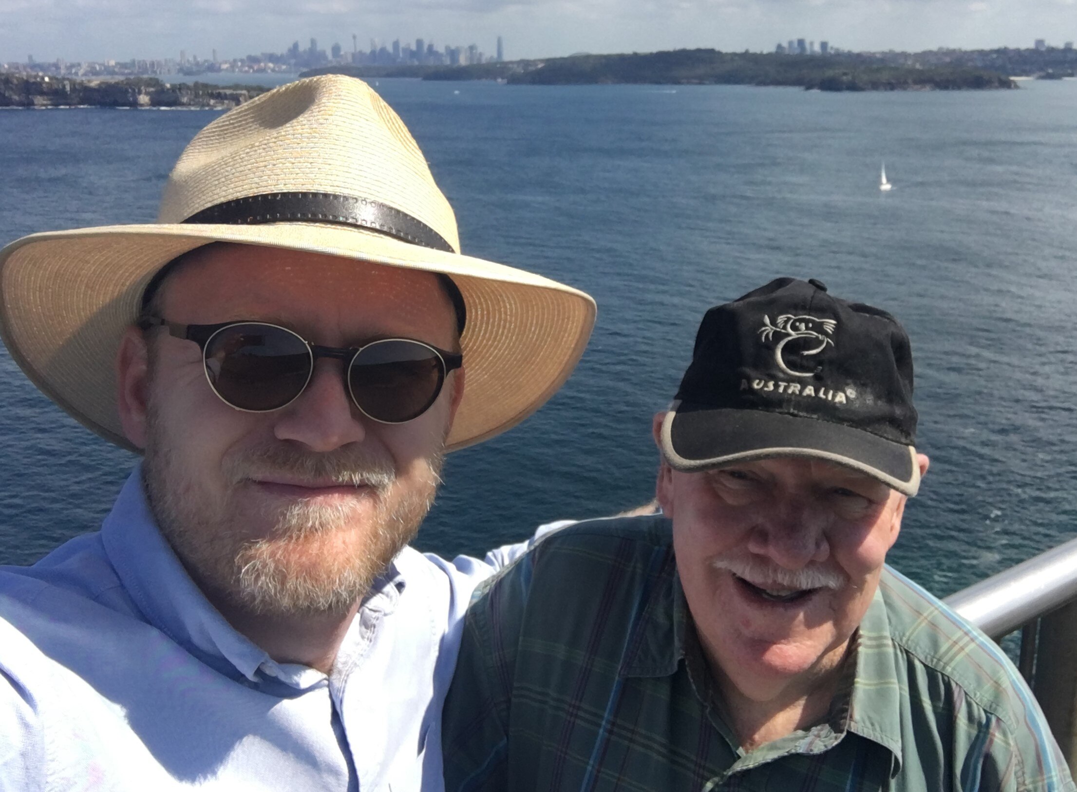 Child of sperm donor meets siblings, biological father at the age of 38 ...