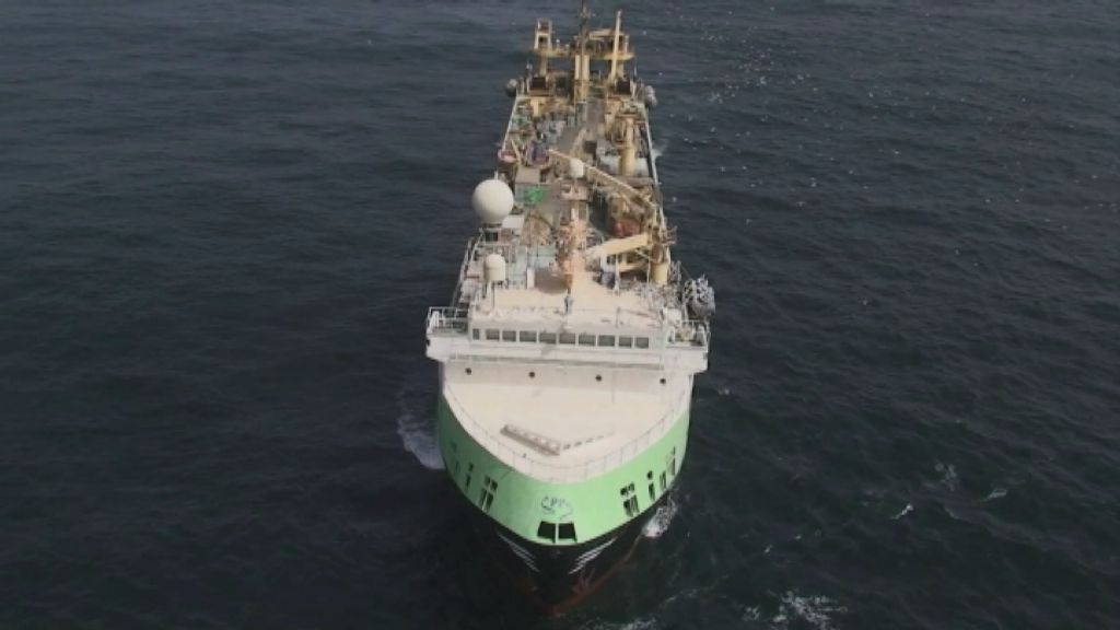 Super trawler dead in the water - ABC News