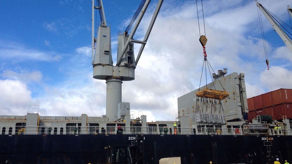 Shipping link pressure - ABC News