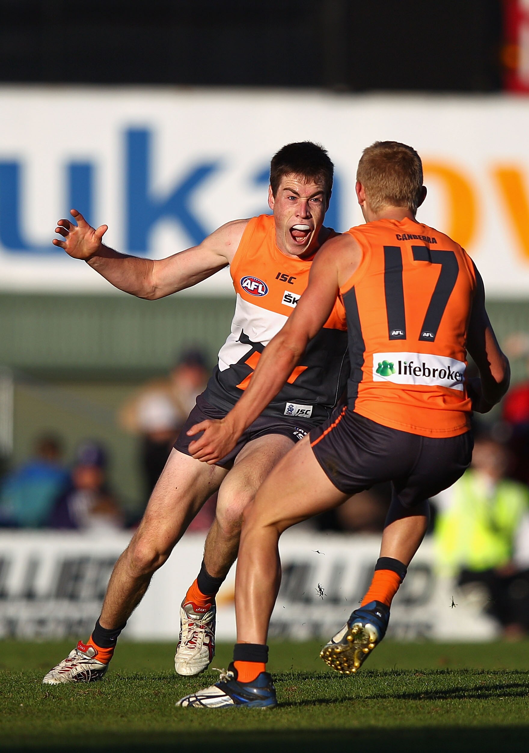Jeremy Cameron signs five-year deal with GWS Giants to stay at AFL club ...