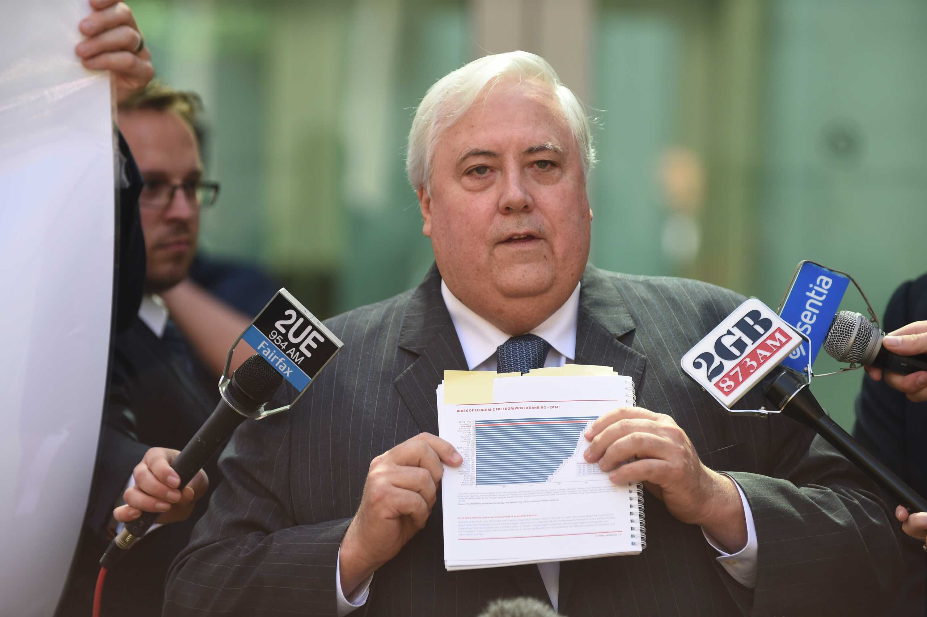 Clive Palmer says sorry for Tony Abbott 'commit suicide' comment - ABC News