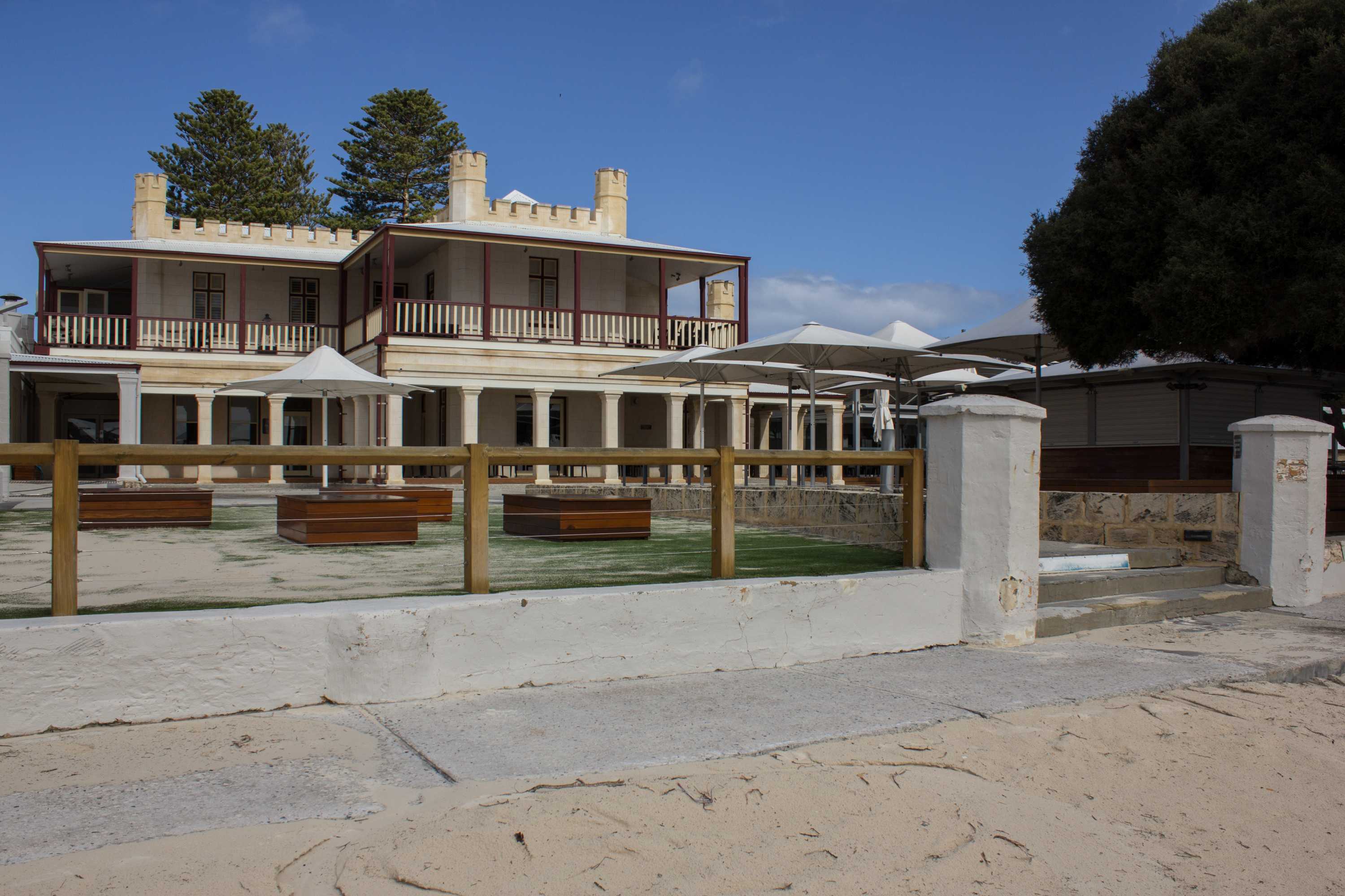 2016 Port to Pub: New Rottnest swim planned to meet demand for ...