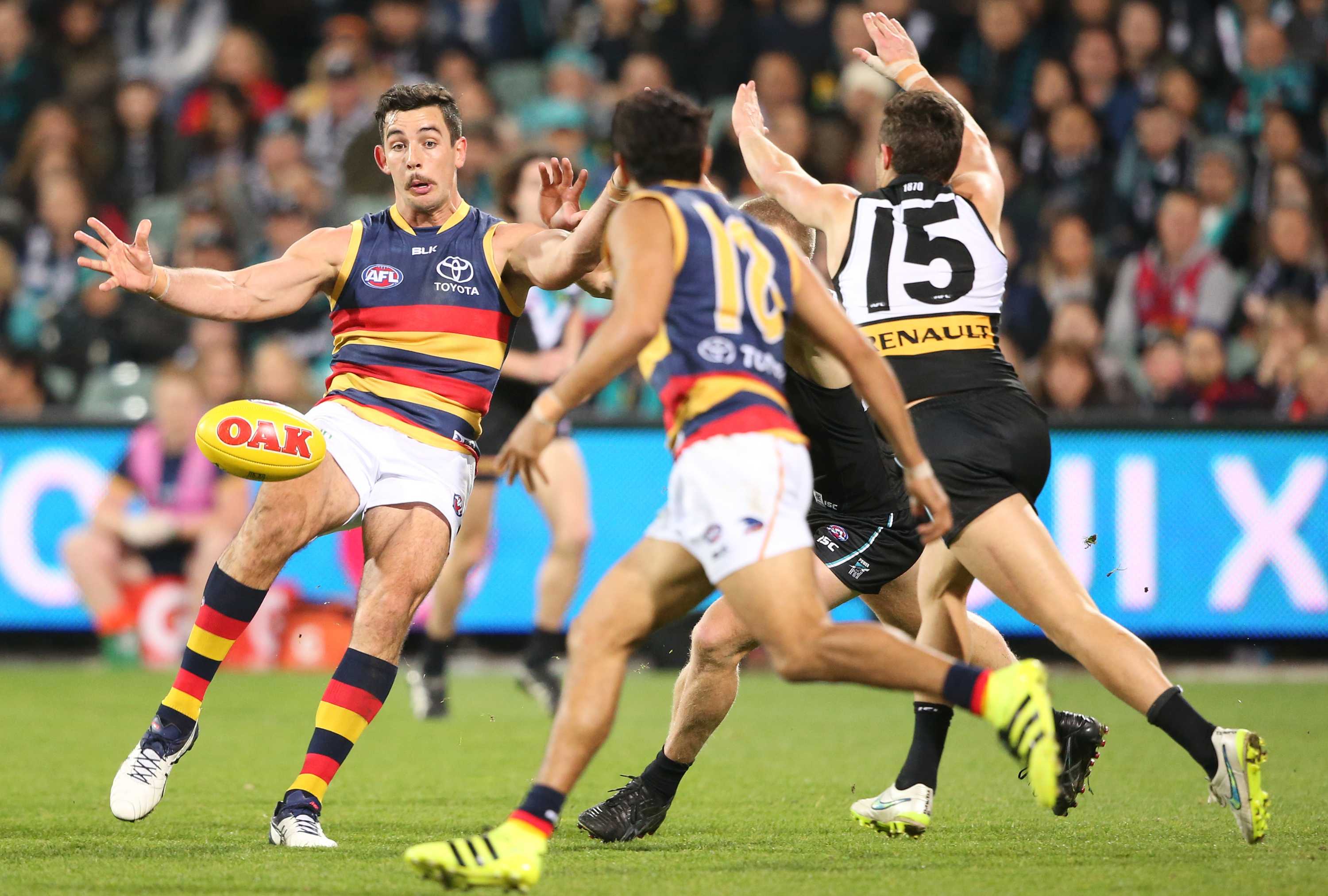 Adelaide Crows beat Port Adelaide in Showdown 41 to shore up top four ...