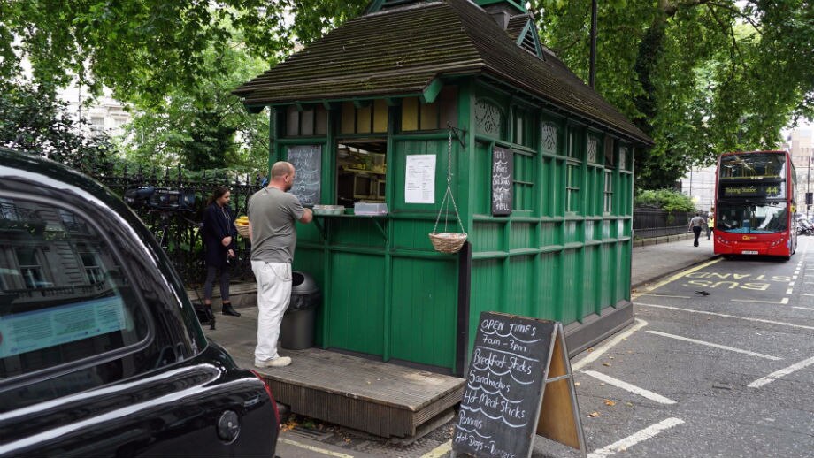 London cab shelter gets heritage listing after a century of keeping ...