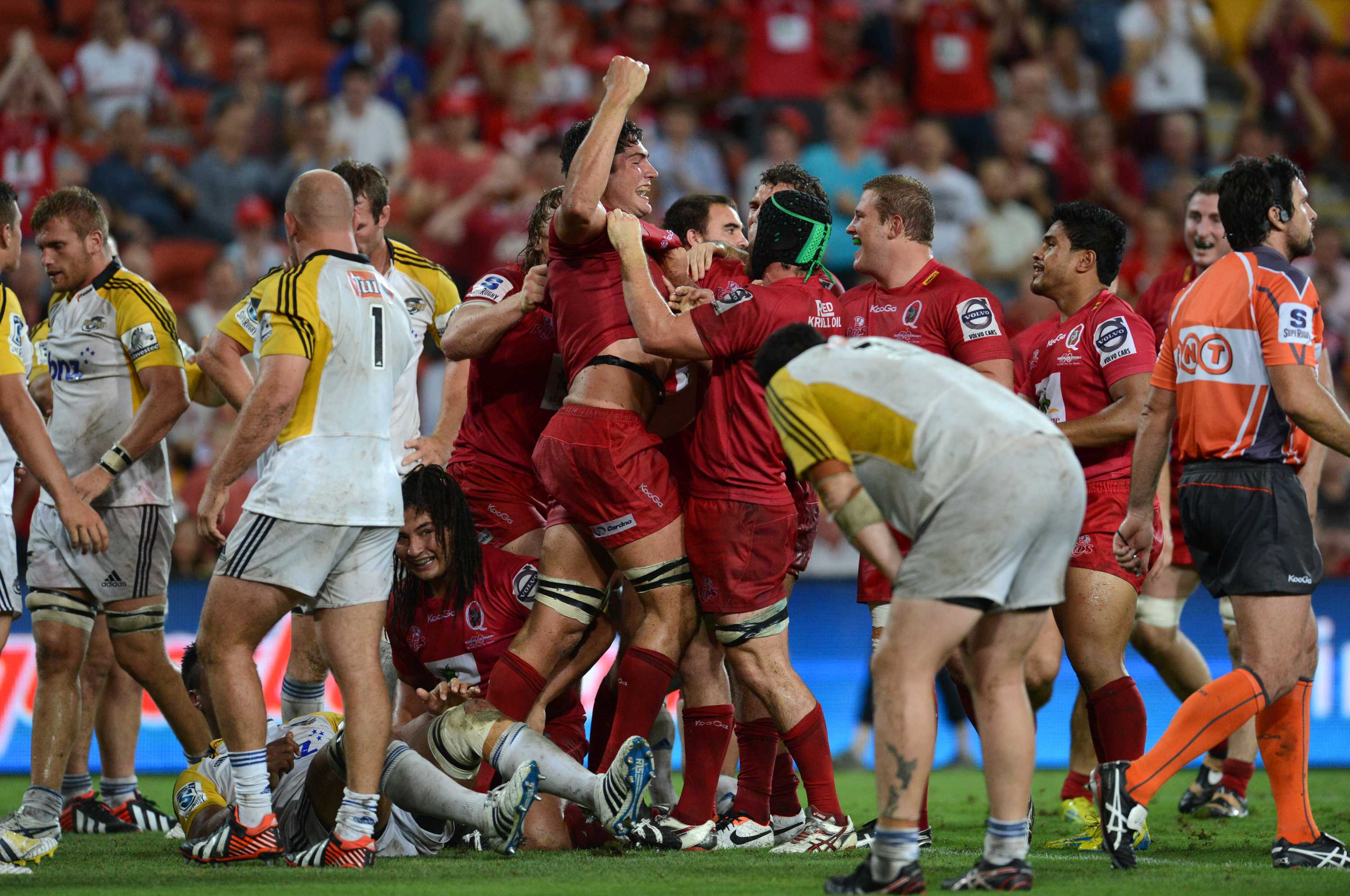 Hurricanes vs Reds, Force vs Bulls: Super Rugby round 11 streaming and ...