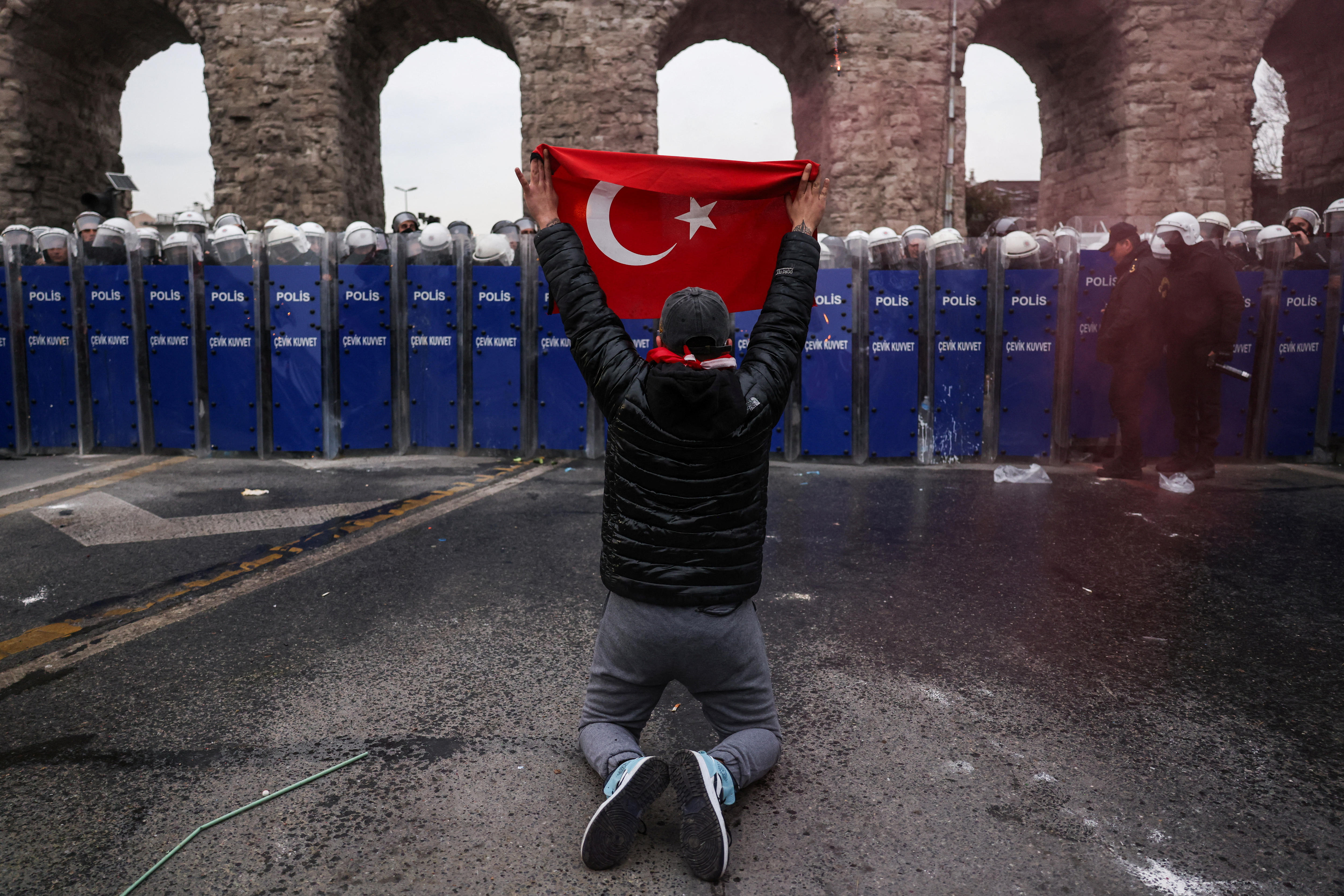 Turkiye protests as opposition leader arrested. - ABC listen