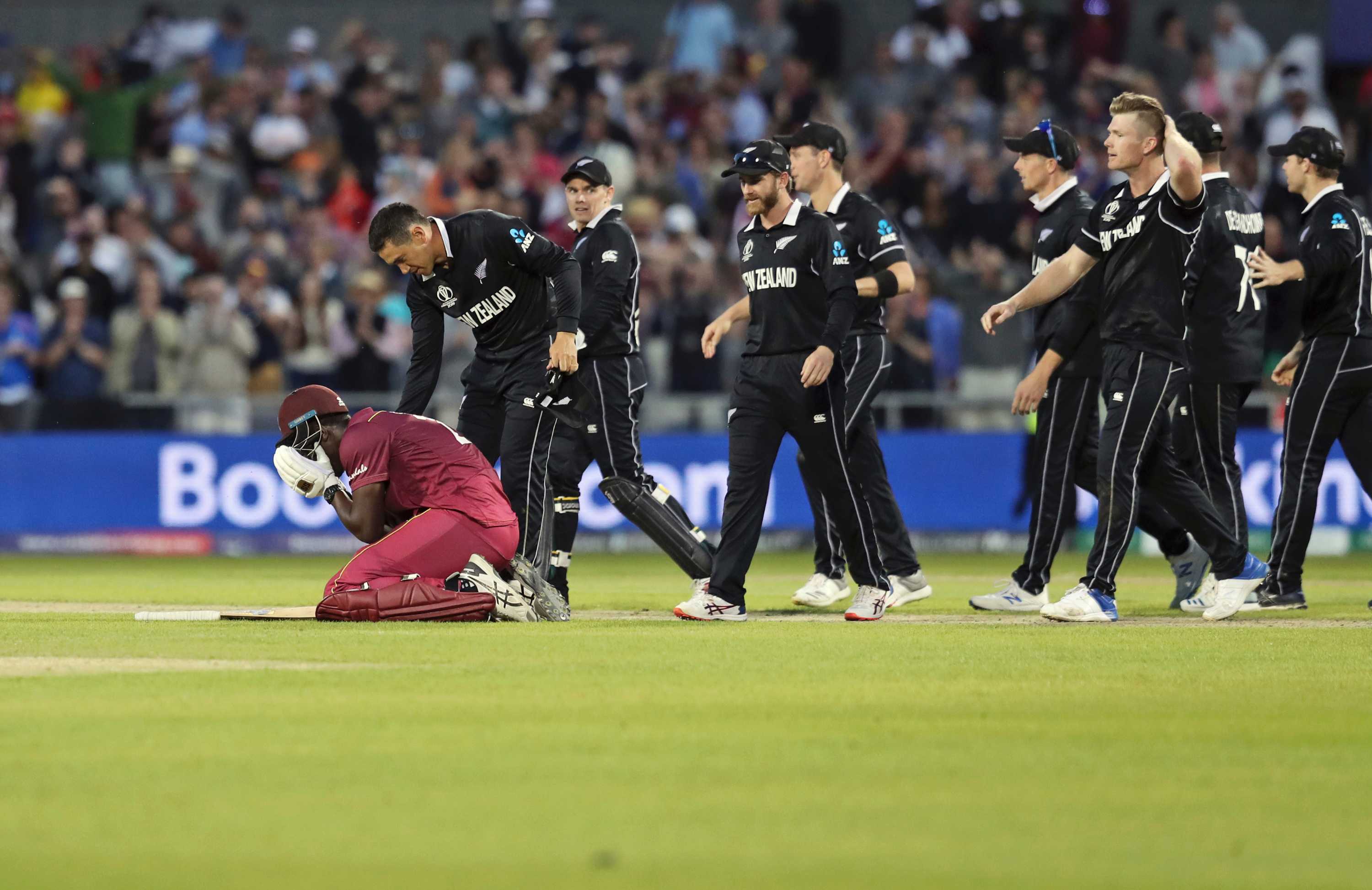 India beats Afghanistan thanks to Mohammed Shami hat-trick, New Zealand ...