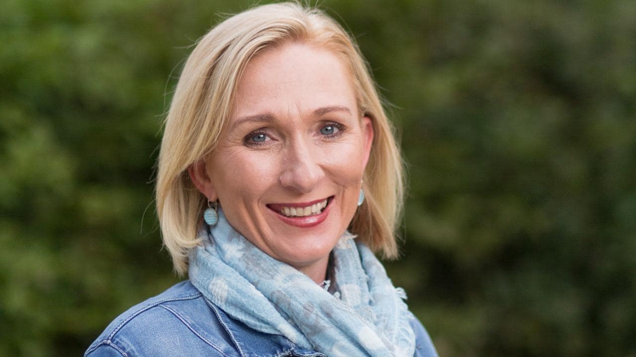 Carrie Cox's debut novel Afternoons With Harvey Beam - ABC listen
