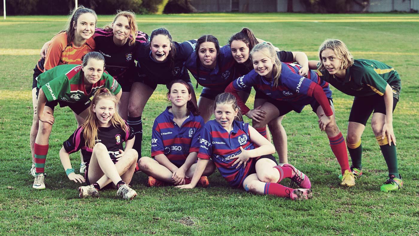 Rugby Girls - Behind The News