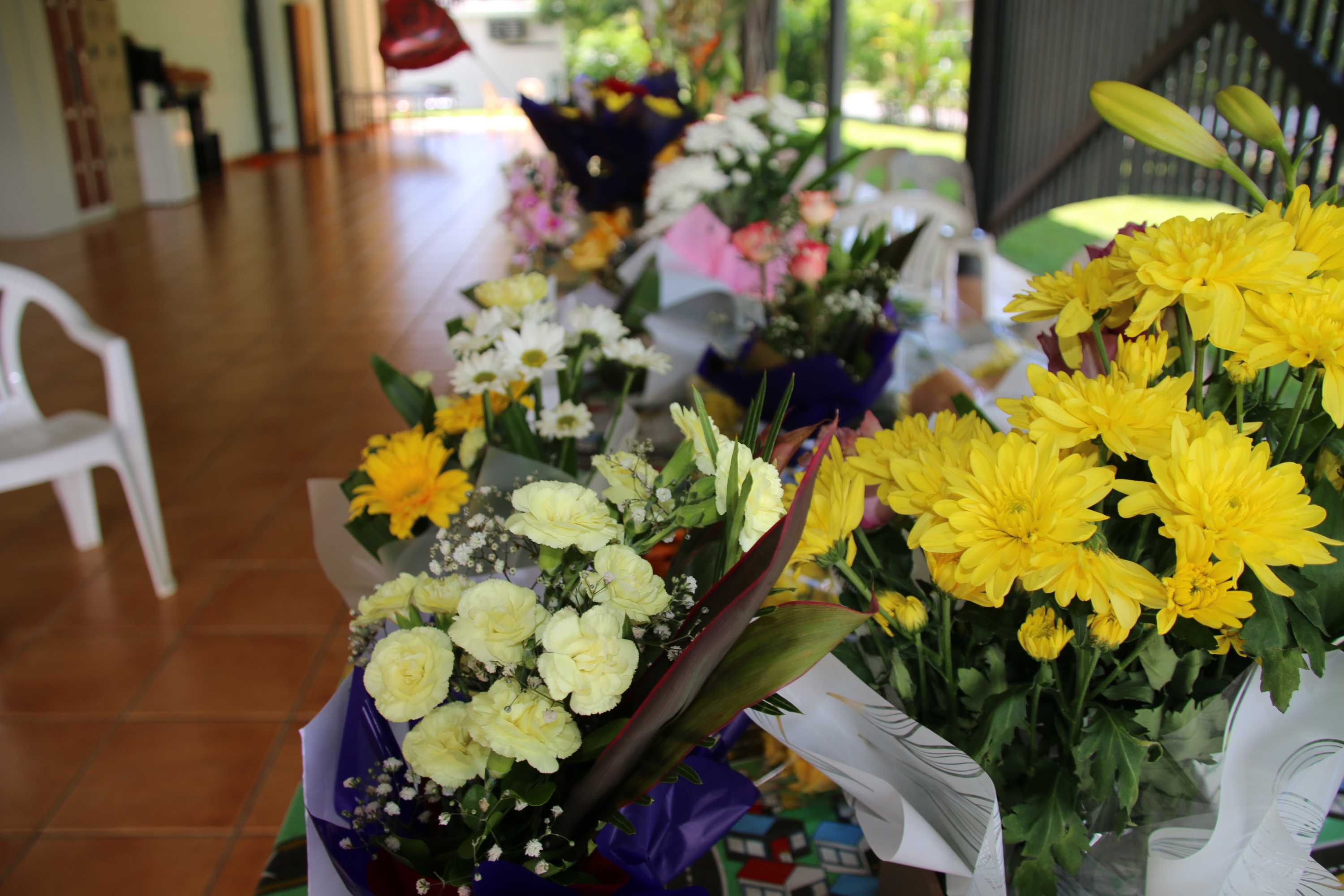 Imam calls out 'cowardly, spineless killer' as hundreds flood NT mosque ...