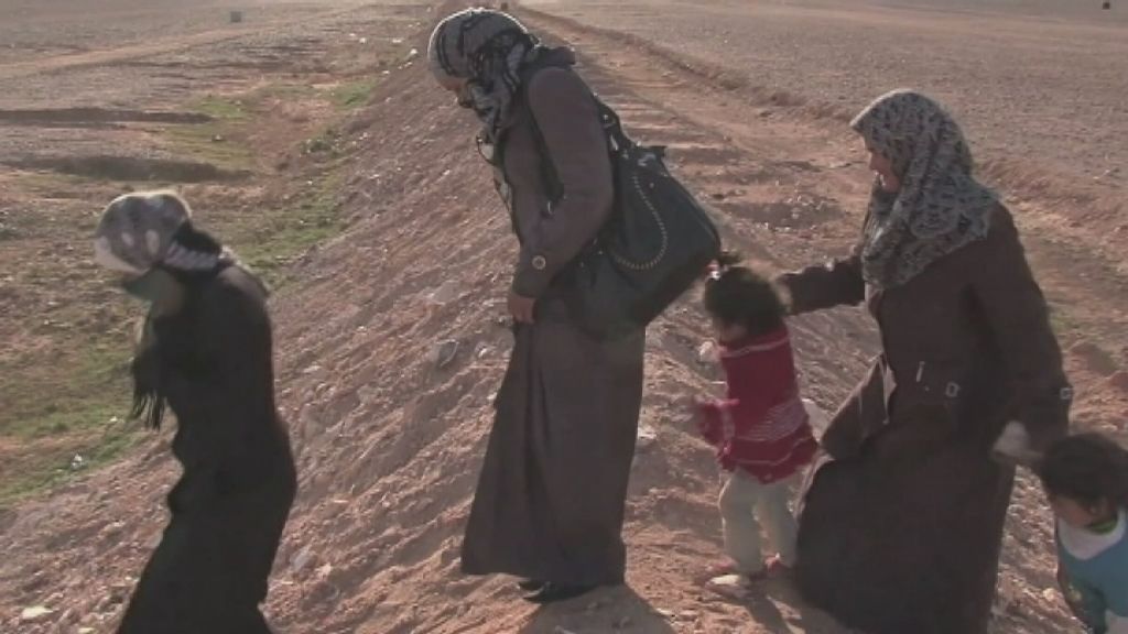 Millions of Syrians fleeing to neighbouring countries - ABC News
