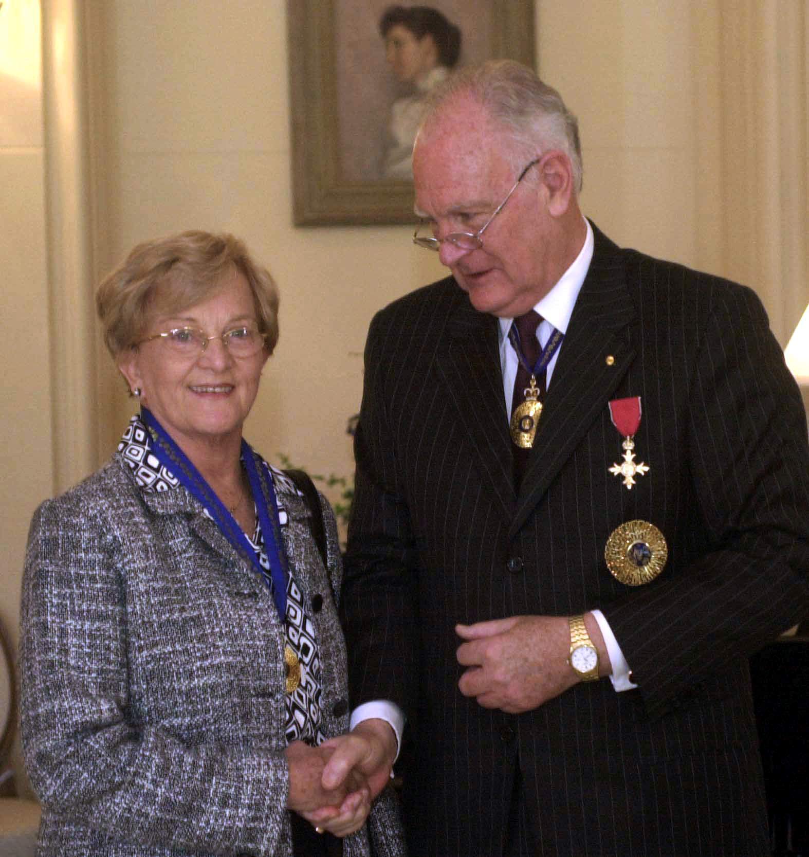 Hazel Hawke remembered at state memorial service at Sydney's Opera ...