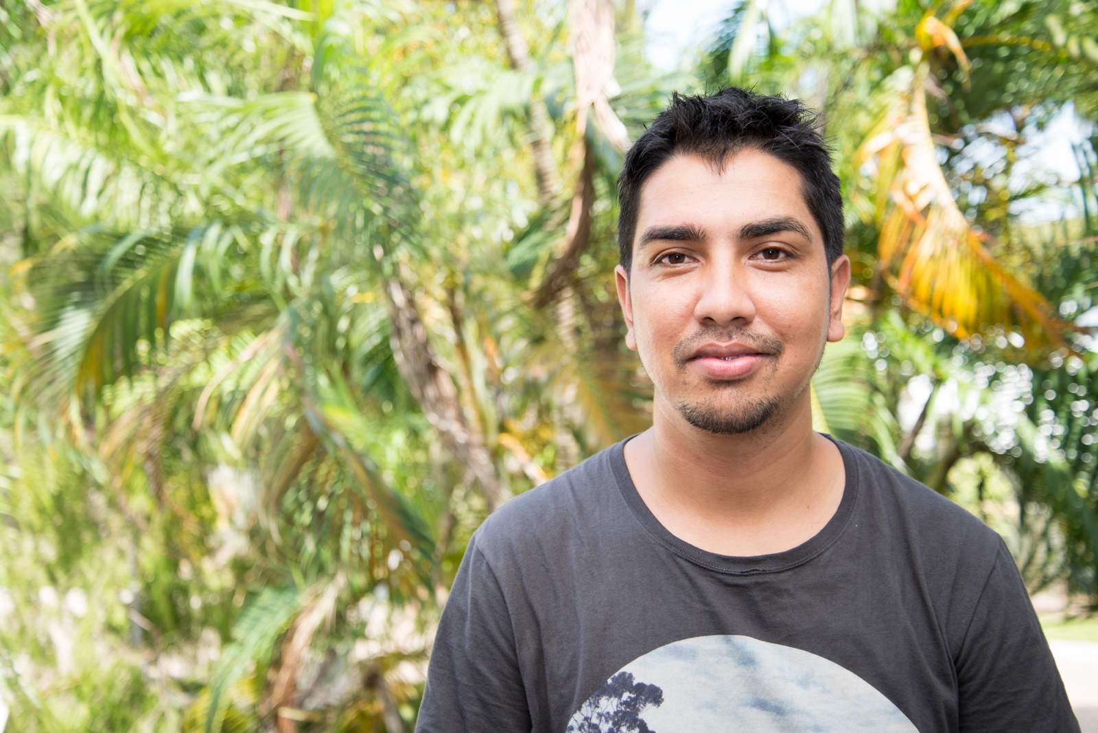 Far north Queensland's newest Australian citizens celebrate 'dream come true' - ABC News