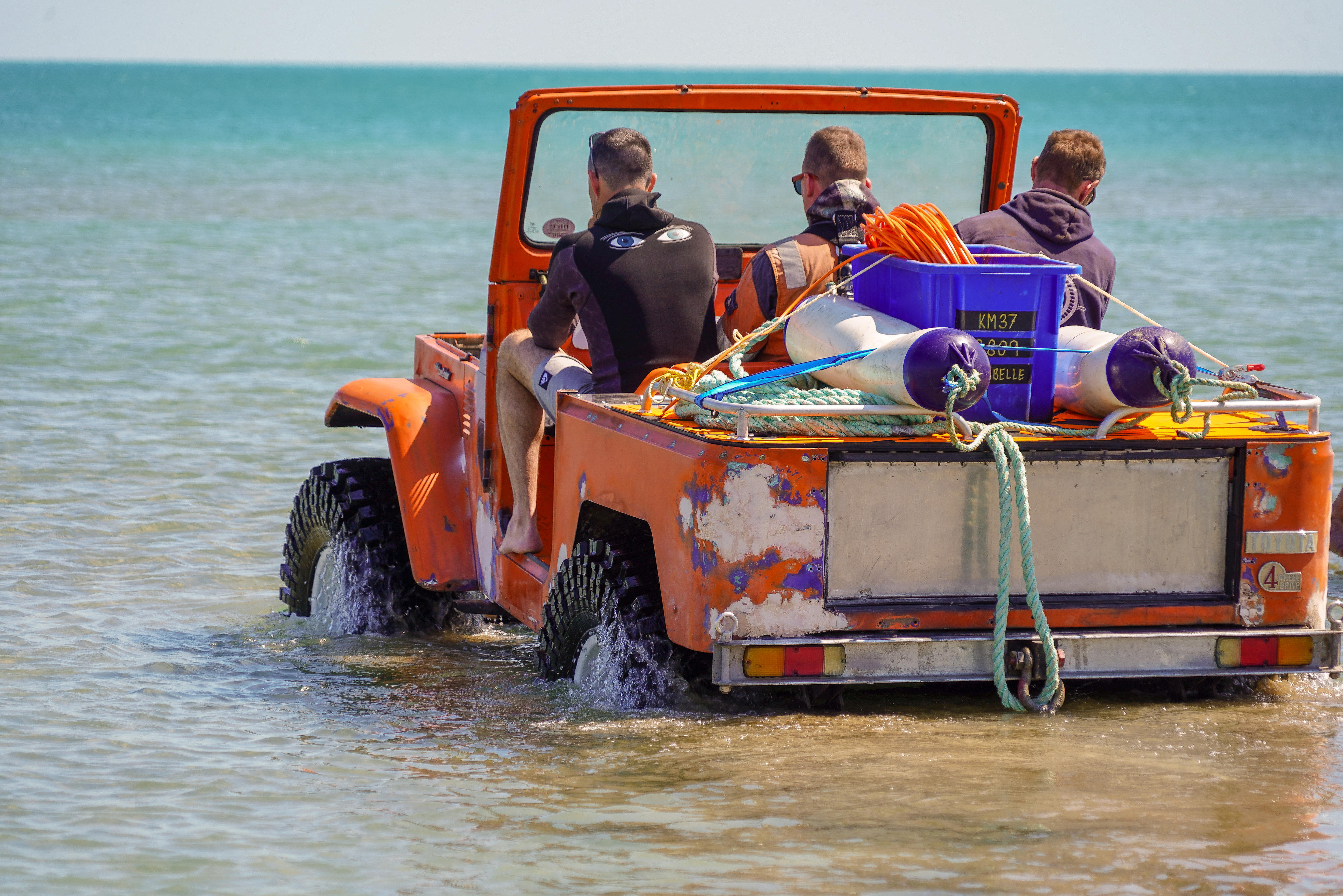 Success!! The underwater Darwin Harbour drive has made history - ABC listen