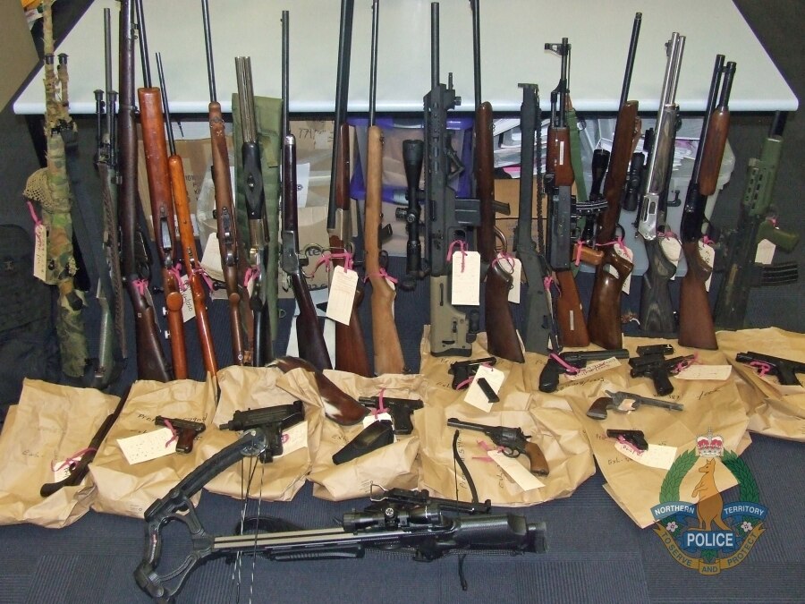Police seize home arsenal in suburban raid - ABC News