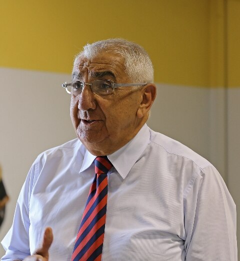 National's MP Thomas George played piano in The Country Gentlemen - ABC ...