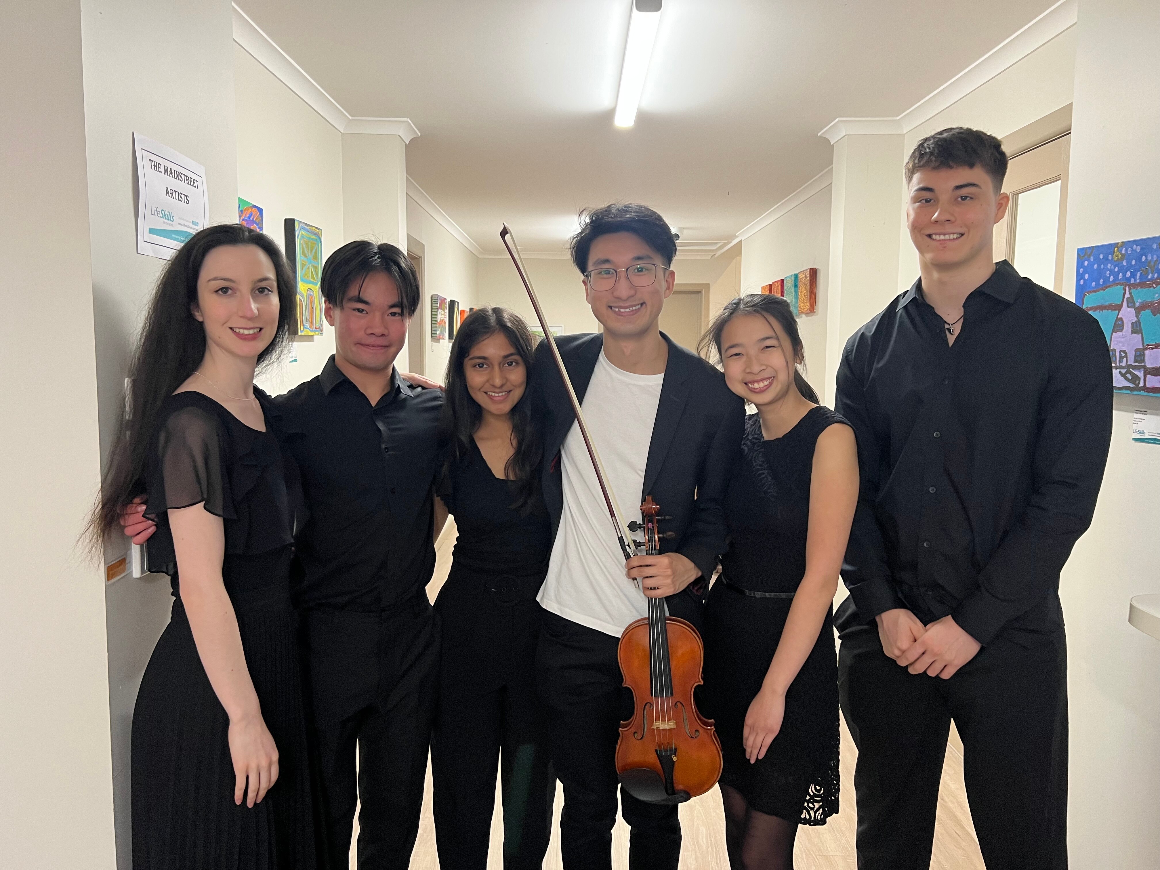 Medical students share the "gift of music" - ABC listen