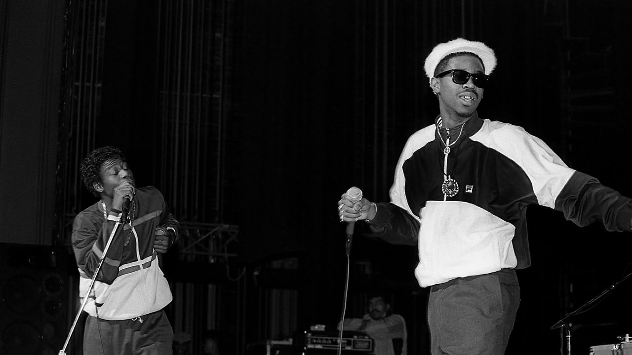 Sky High : Doug E Fresh & MC Ricky D - Double J