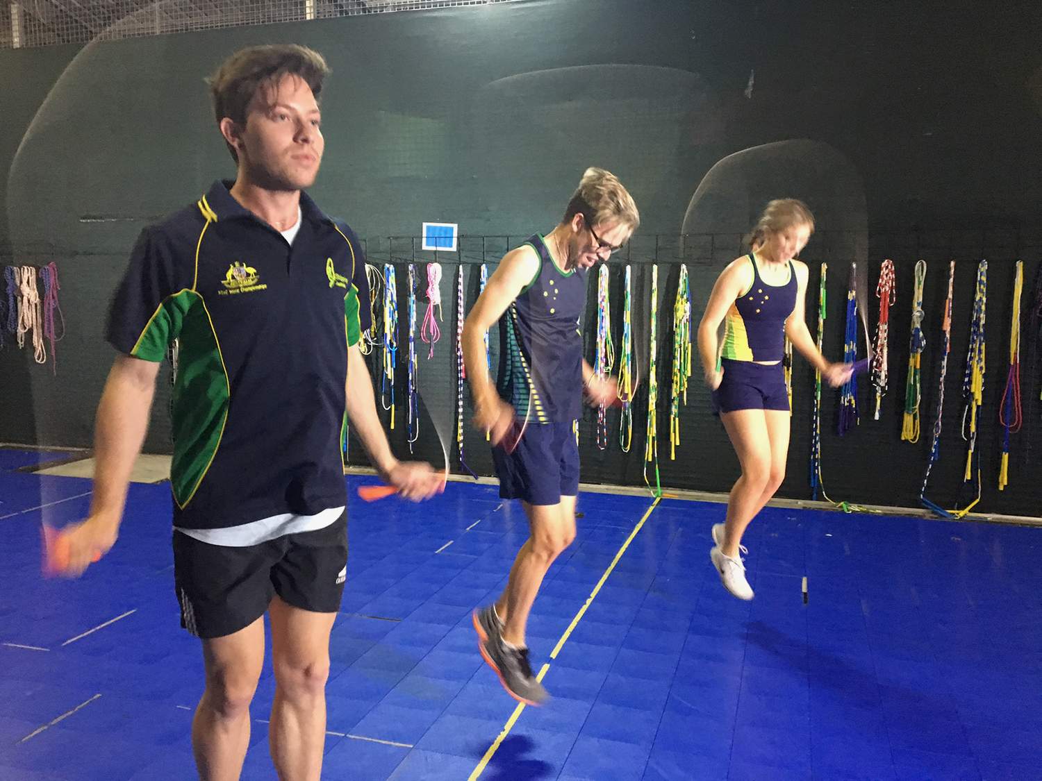Three skipping Australians attempting to beat the world at double-dutch ...